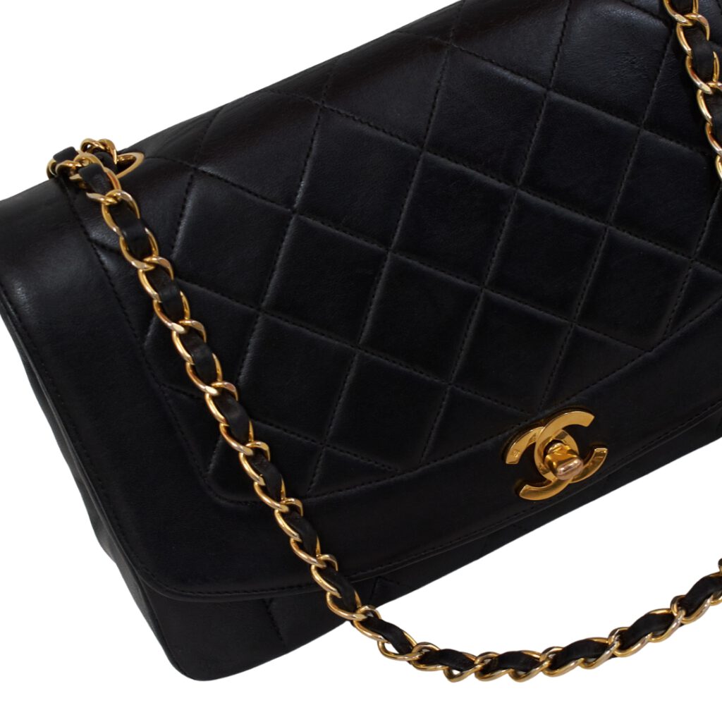 Chanel Diana Flap Bag Schwarz GHW - Coco Liebt Louis